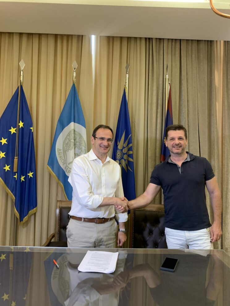 ΞΕΚΙΝΟΥΝ ΟΙ ΑΝΤΙΚΑΤΑΣΤΑΣΕΙΣ ΤΩΝ ΚΑΘΙΣΜΑΤΩΝ ΣΤΟ ΔΗΜΟΤΙΚΟ ΓΗΠΕΔΟ – Δήμος ...